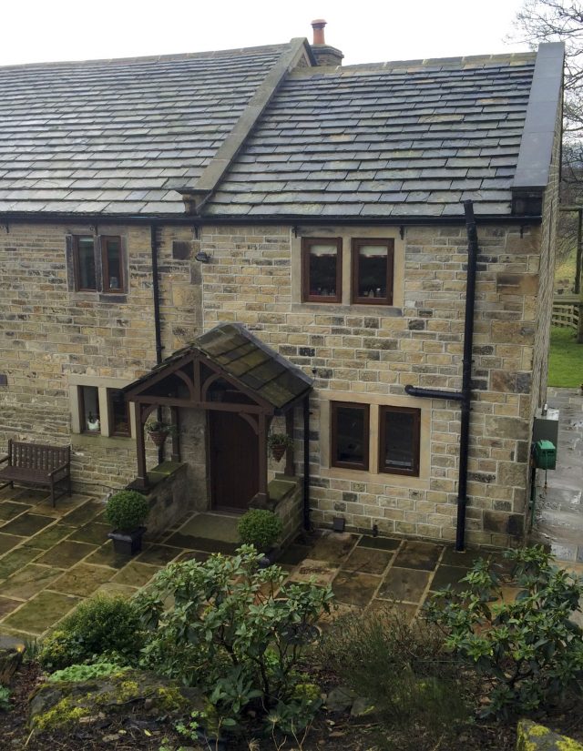 Old Farmhouse - Whitehall Stone Ltd